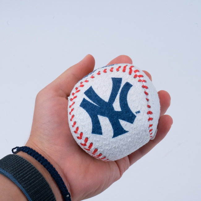 KR Strikeforce MLB Grip Ball New York Yankees + Free Shipping